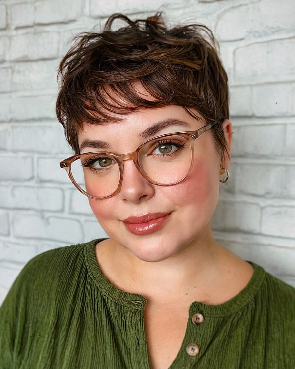 35+ Flattering Pixie Haircuts for Plus-Size Women in 2025
