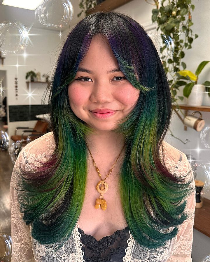 15+ Gorgeous Layered Hair Ideas for Round Face Shapes in 2026