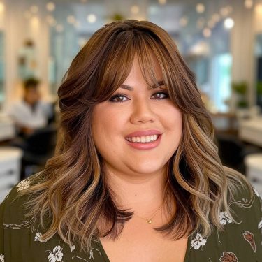 15+ Gorgeous Layered Hair Ideas for Round Face Shapes in 2026