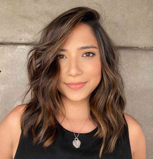 42 Impressive Deep Side Part Hairstyles To Pull Off a Simple Yet ...
