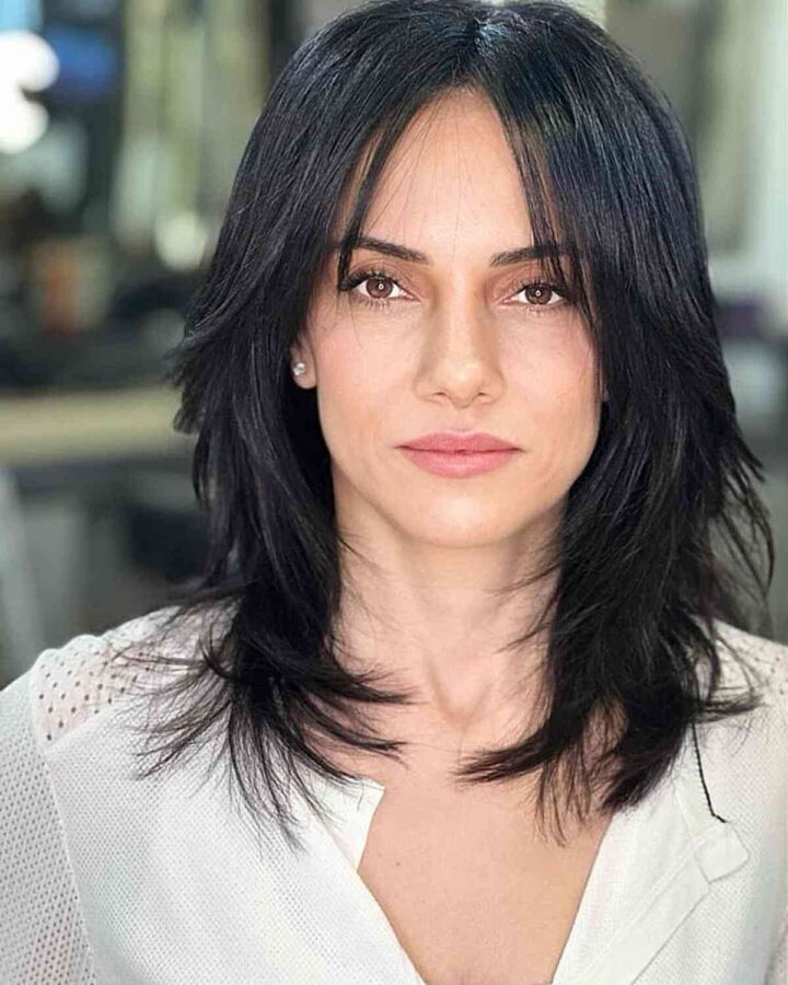 71 Heavily Layered Shag Haircut Ideas for The Ultimate Tousled Look