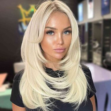 41 Best Face-Framing Haircuts for Every Hair Type and Face Shape