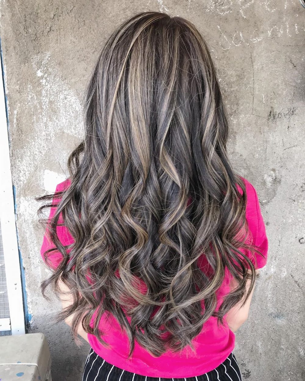 Light Ash Blonde Hair: What It Looks Like + 29 Trendy Examples