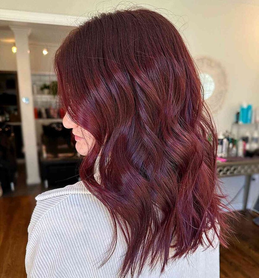 28 Cherry Cola Hair Color Ideas to See Before You Decide