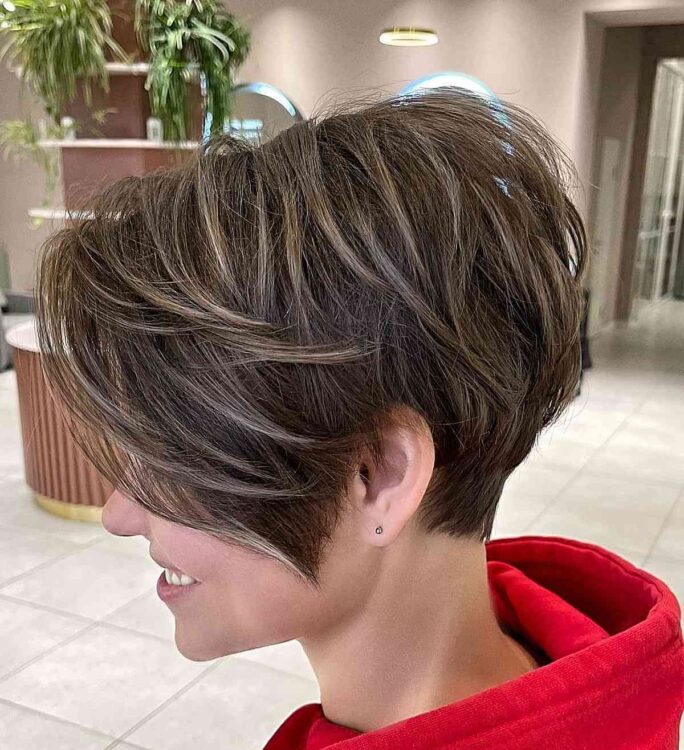 51 Textured Pixie Cut Ideas for a Messy, Modern Look