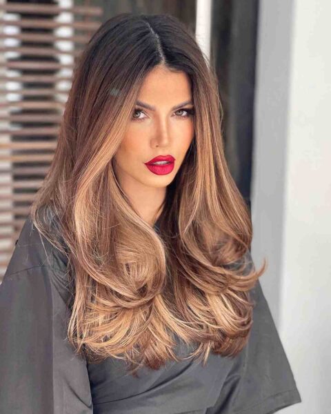 43 Flattering Middle Part Hairstyles Trending Right Now