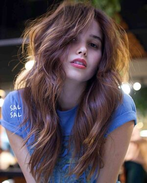 50+ Trendiest Long Shag Haircuts for The Ultimate Textured Look