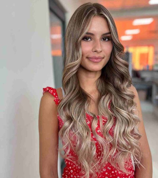 Top 51 Long Wavy Hair Ideas Trending in 2025