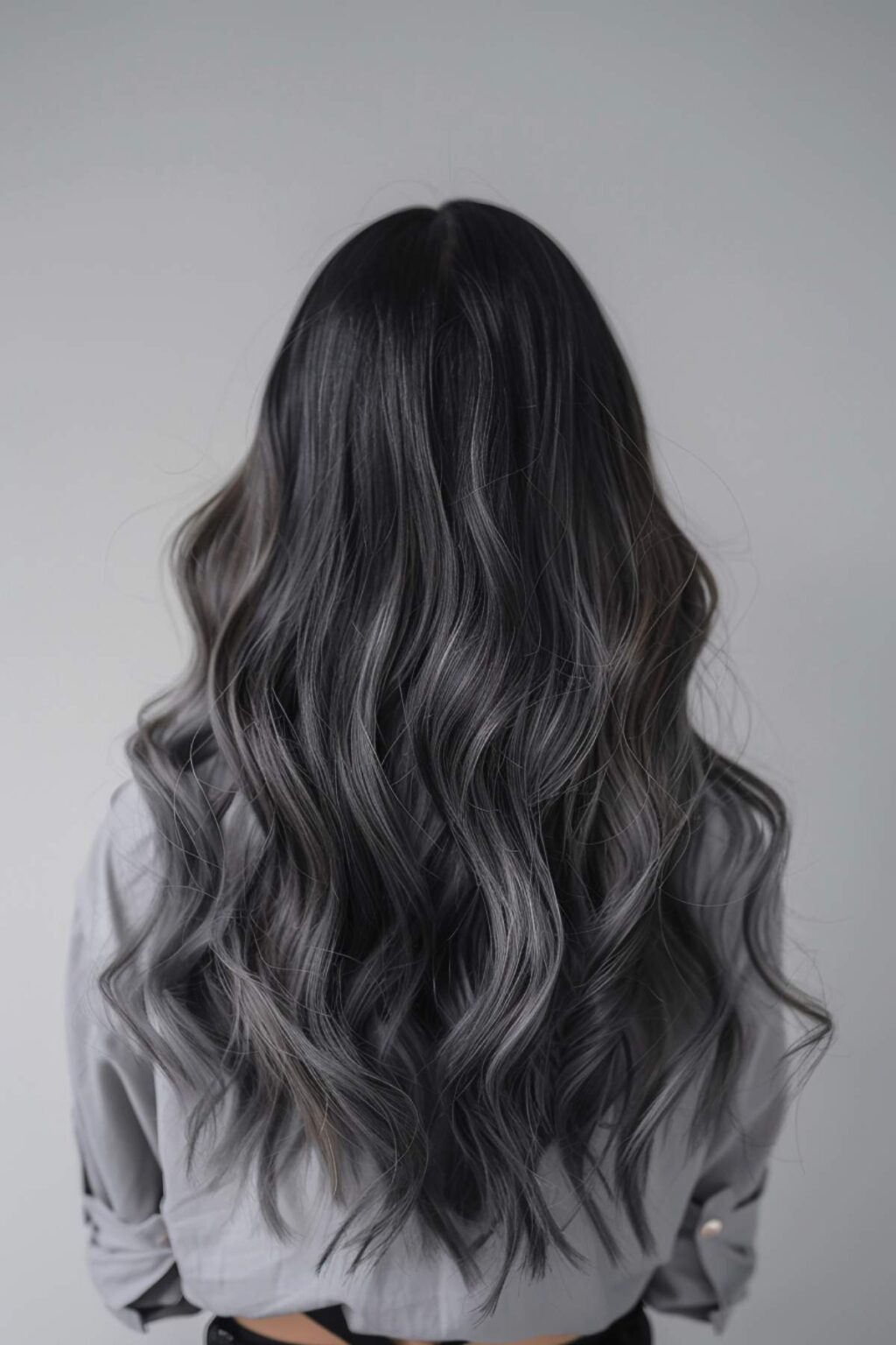 25 Stunning Grey Hair Colors That Will Make You Look Fabulous This 2025
