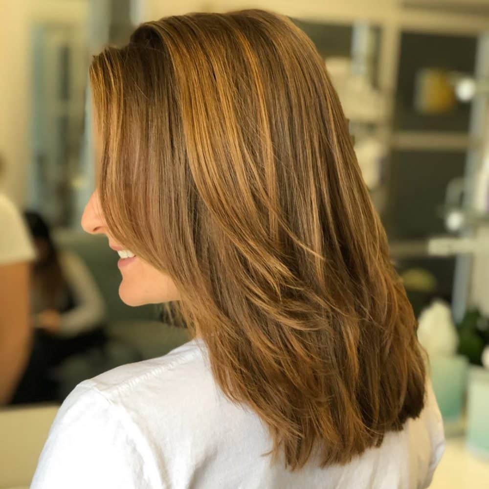 29 Hottest Medium Length Layered Haircuts & Hairstyles