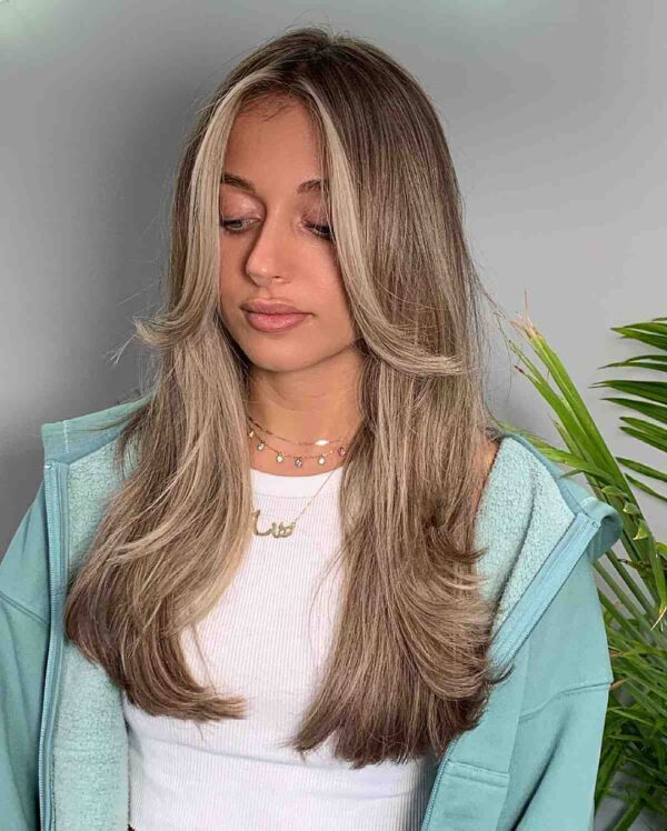 35 Straight Layered Hair Ideas for All Lengths and Textures