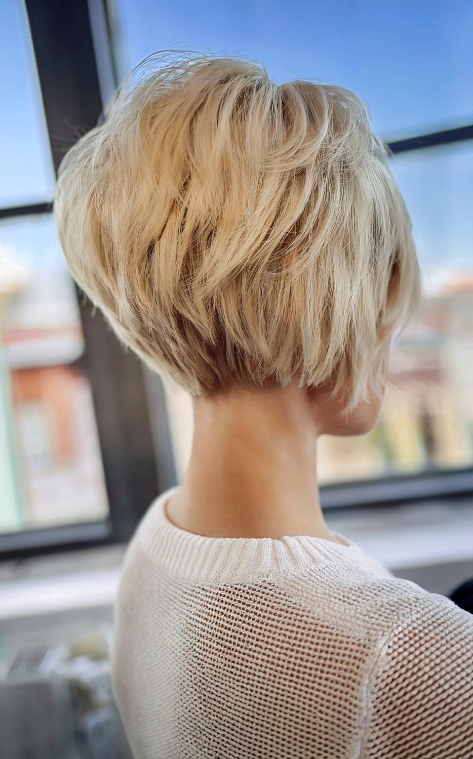 Top 50 Angled Bob Haircut Ideas + Face Shape & Hair Type Advice