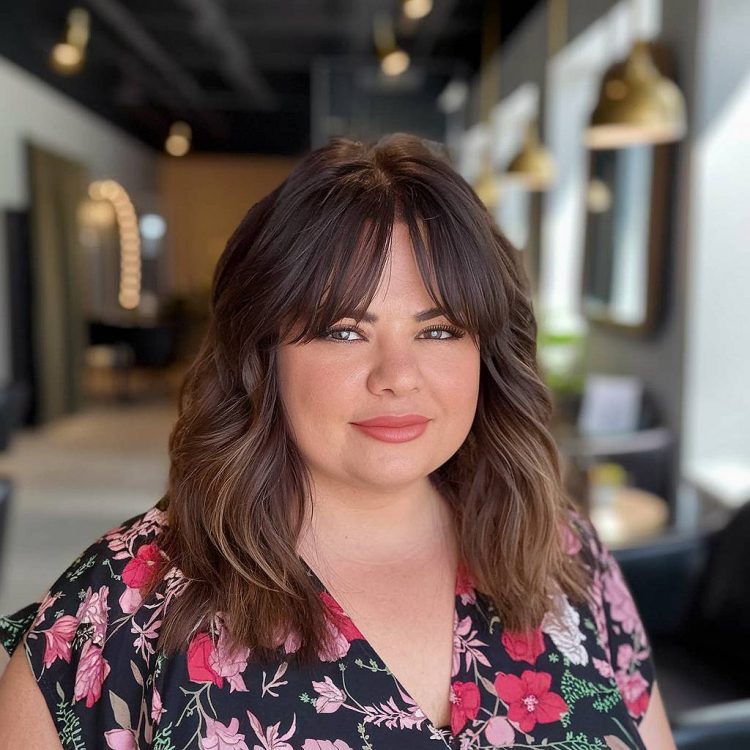 15+ Gorgeous Layered Hair Ideas for Round Face Shapes in 2026