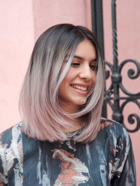 18 Chic Medium Haircuts for Women Over 30 to Try in 2026