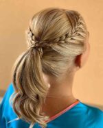 26 Hawaiian Hairstyles for the Cutest Island Look