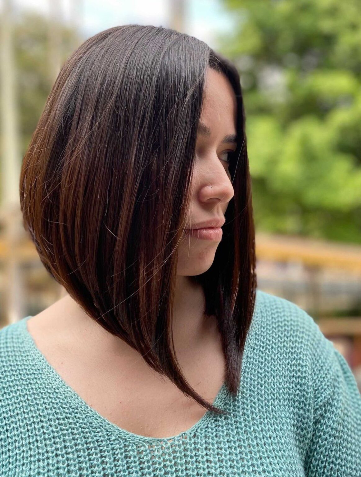 26 Best Medium Inverted Bob Haircut Ideas for Mid-Length Hair