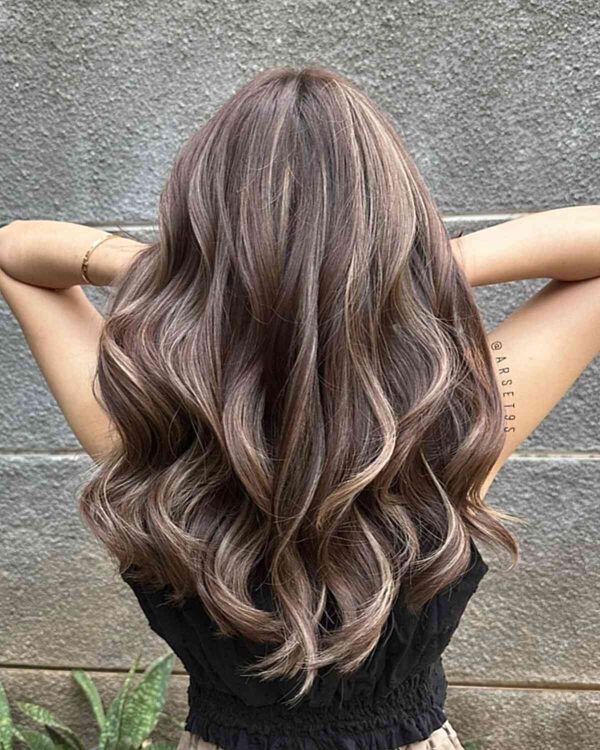 26 Milk Tea Hair Color Ideas You Don't Want to Miss