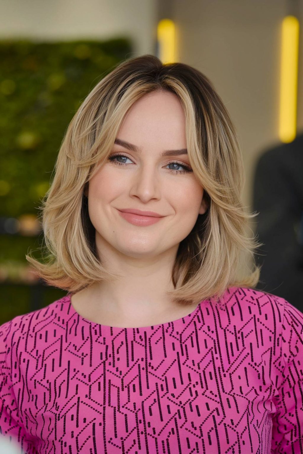 17 Long French Bob Looks That Are Everywhere in 2026