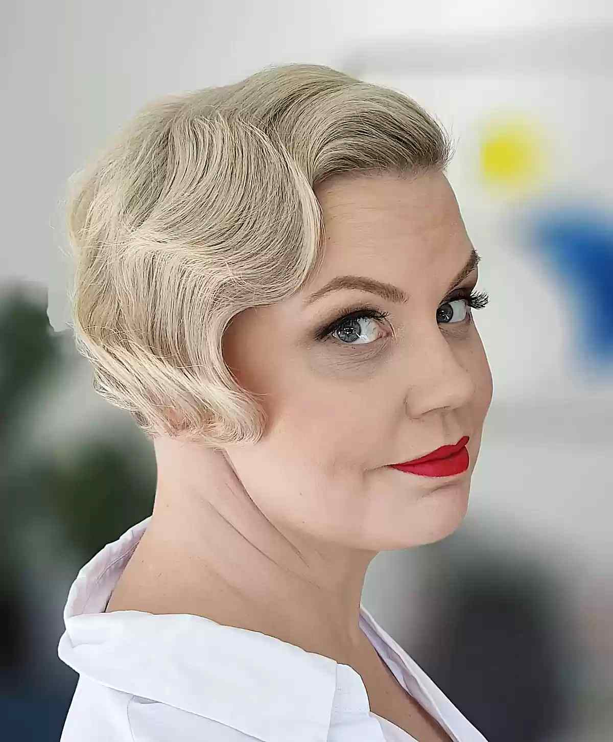 Vintage Glam: The Top 21 Roaring 1920s Hair Trends