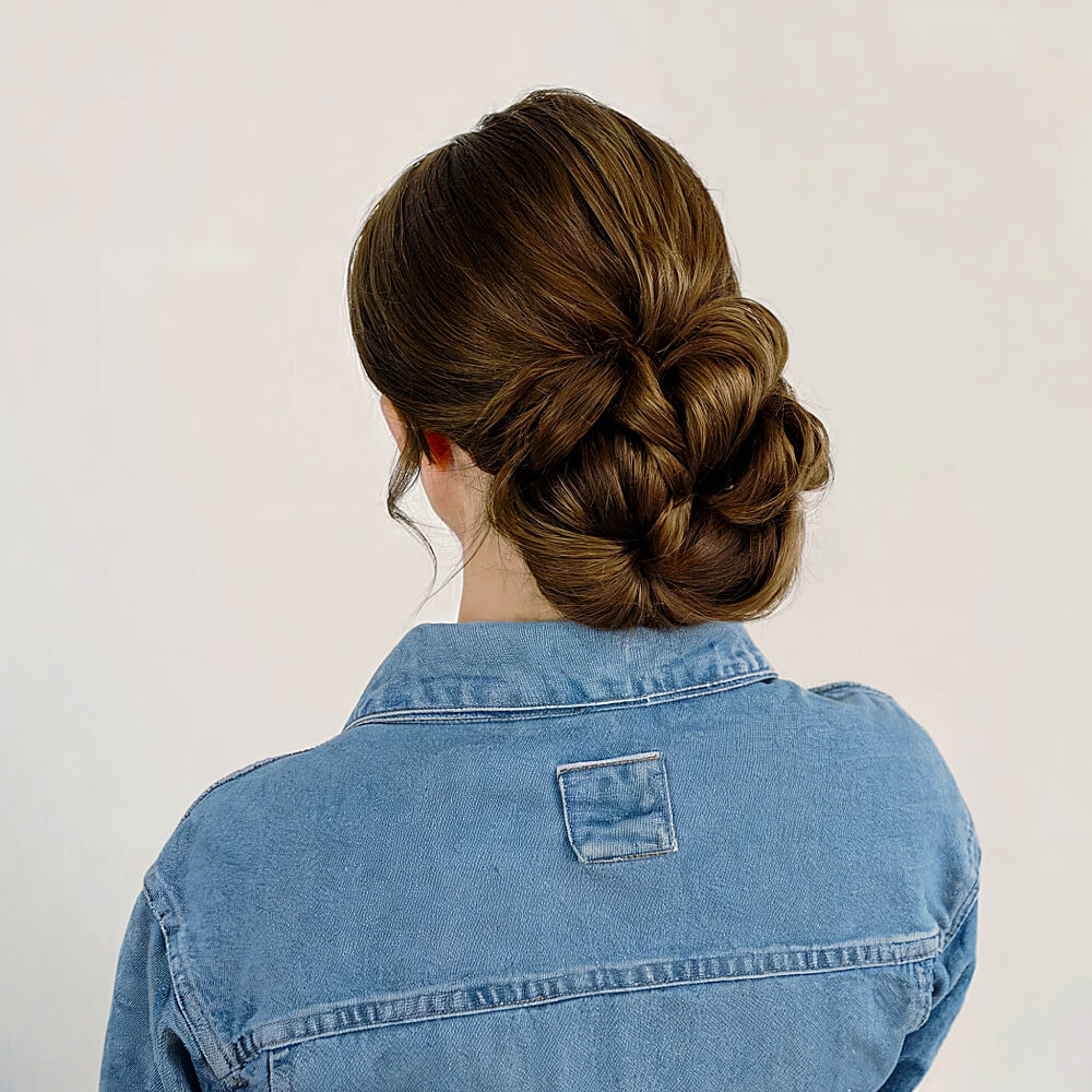 23 Romantic Bun Hairstyles for Prom That Are Simple to Create