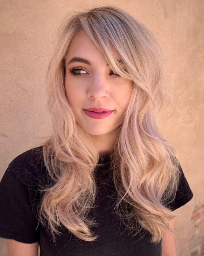 28 Gorgeous Examples of Long Hair with Side Bangs