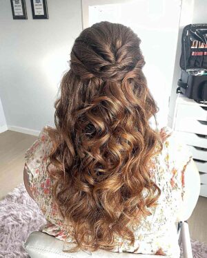 Princess Hairstyles: The 29 Most Charming Ideas
