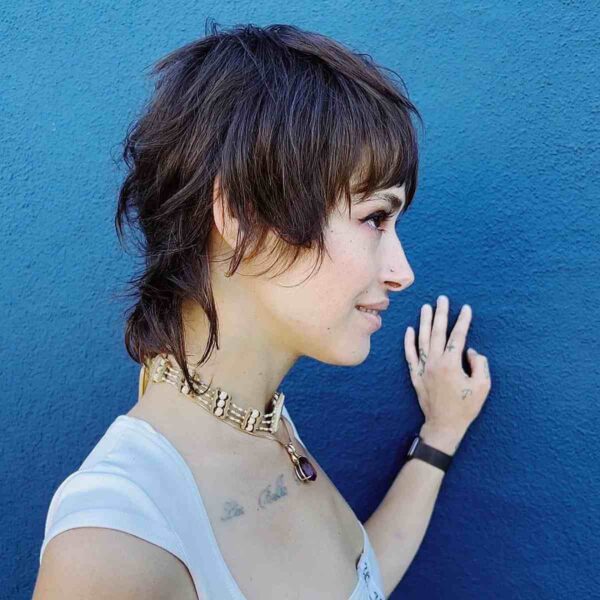 47 Razor Cut Hair Ideas You Can Probably Pull Off