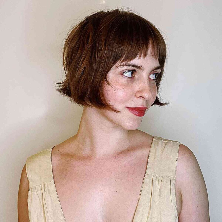 27 Razor Cut Bob Haircut Ideas for a Textured Look