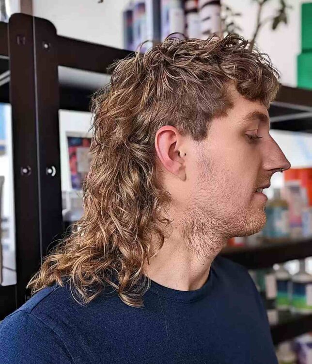 Top 29 Mullet Haircuts for Men in 2024