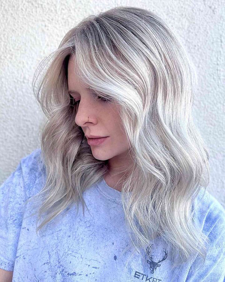 88 Stunning Platinum Blonde Hair Colors That'll Get You Noticed