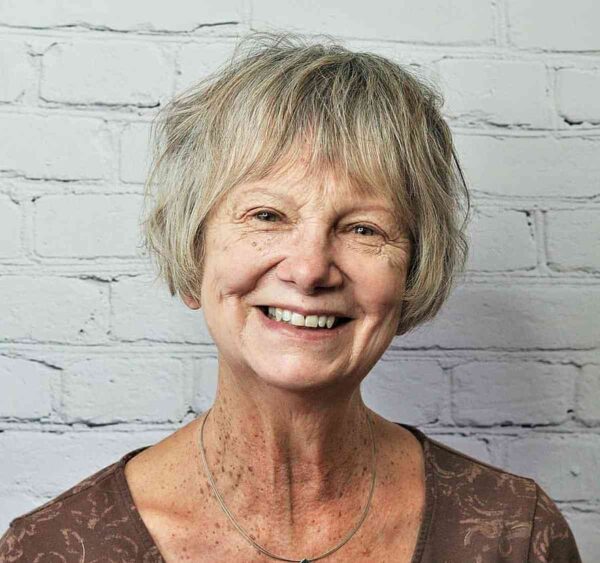 29 Types of Ear-Length Bob Haircuts Women as Asking for Right Now