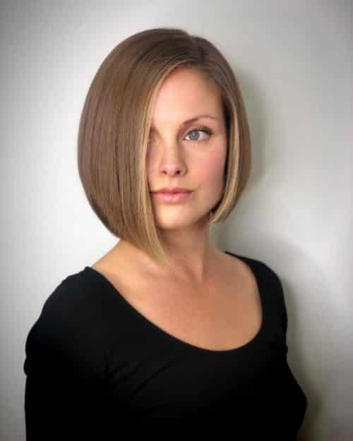 37 Short Asymmetrical Bob Hairstyles Trending in 2025