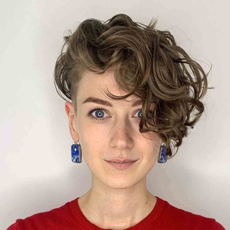 33 Hottest Short Asymmetrical Haircuts Right Now