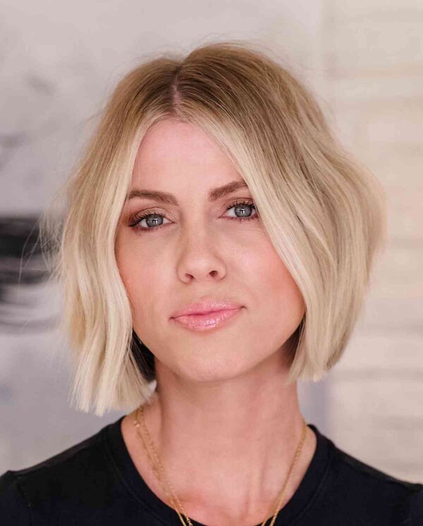 53 Best Short Blunt Bob Haircuts Ideas For Women of All Ages