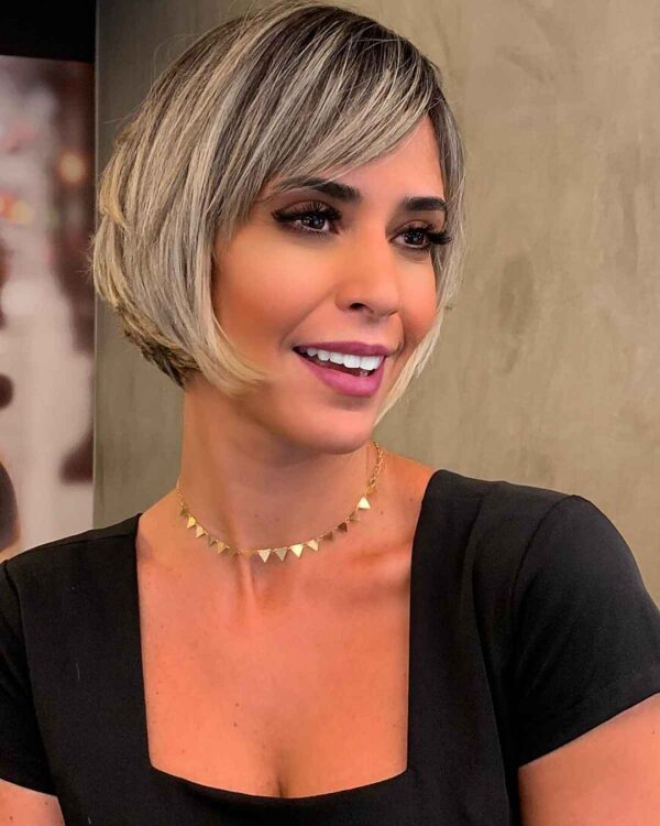28 Best Short Hair with Side Bangs Women Are Getting Right Now
