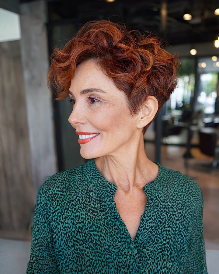 20+ Youthful Wavy Pixie Cuts Women Over 50 Are Loving in 2026