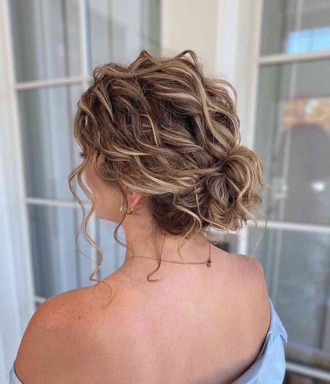 32 Cute & Easy Updos for Short Hair for Special Occasions