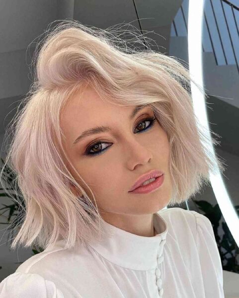 31 Perfect Chin-Length Bobs for Fine Hair to Look Less Flat