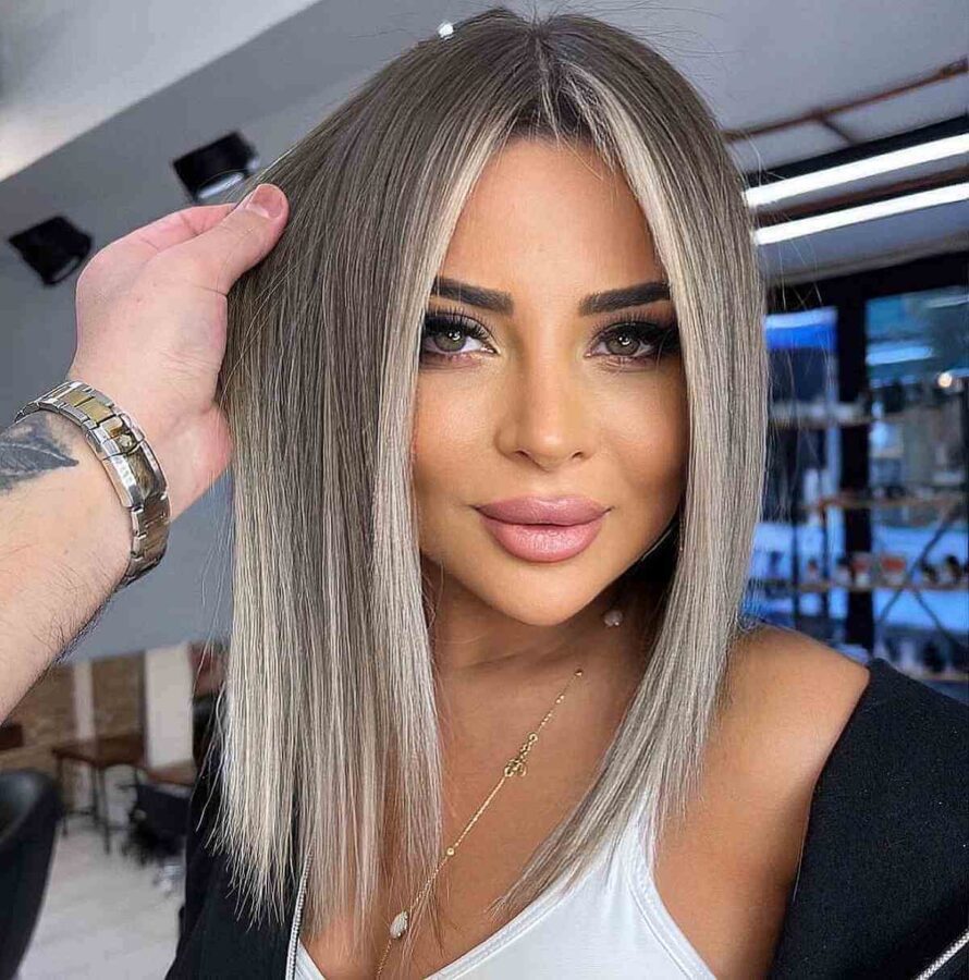 69 Middle Part Hairstyles Trending Right Now