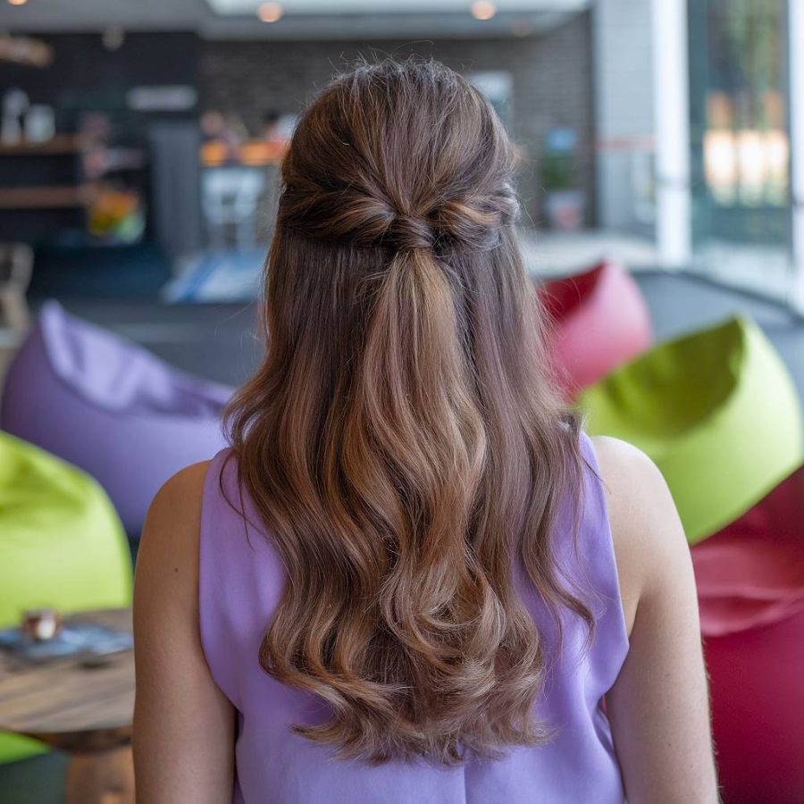 20 Gorgeous Wavy Half Up Half Down Hairstyles Taking Over 2026