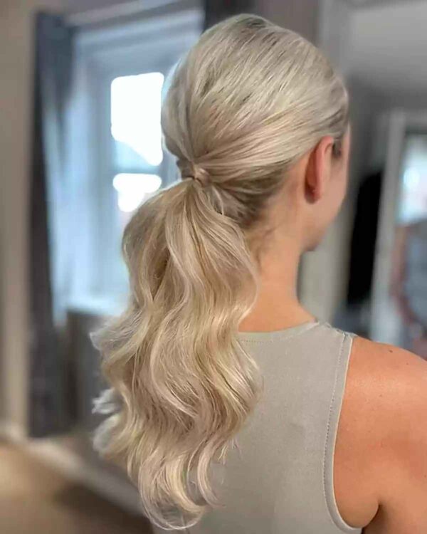 33 Cute Hairstyles for School Teenage Girls Are Wearing This Year