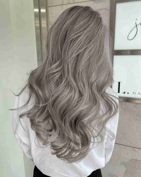 Light Ash Blonde Hair: What It Looks Like + 28 Trendy Examples