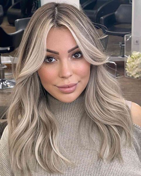 64 Flattering Middle Part Hairstyles Trending Right Now