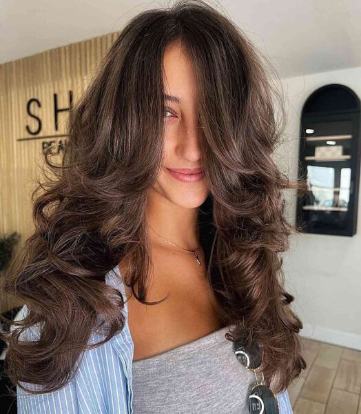 51 Gorgeous Butterfly Haircut Ideas to See Before You Try