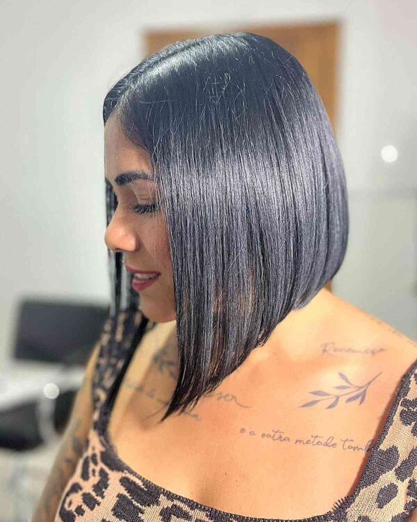 25 Long Angled Bob Haircuts for a Cool, Dramatic Look