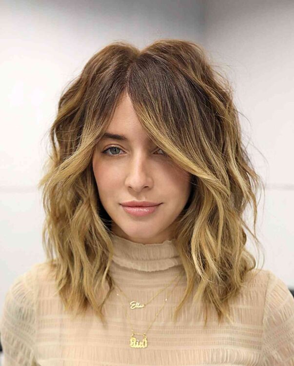 39 Best Ways to Get The Layered Wavy Hair Trend