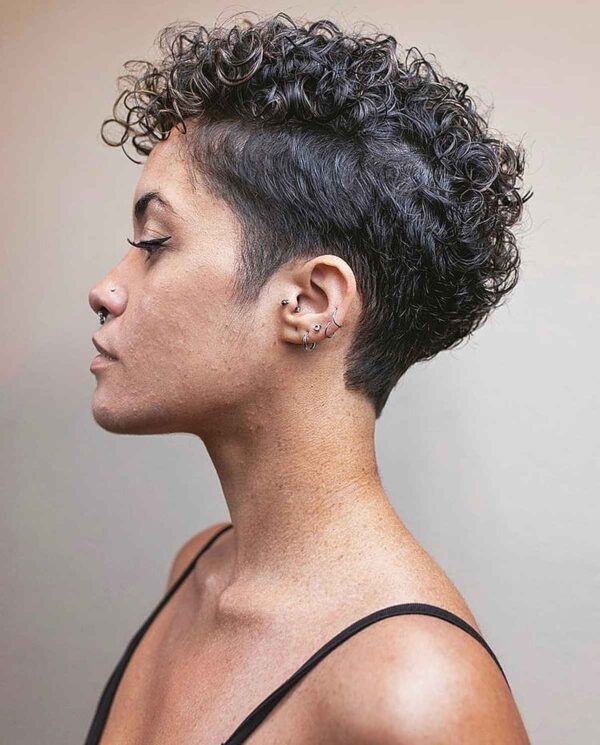 35+ Cutest Curly Pixie Cut Ideas & How to Choose A Flattering One