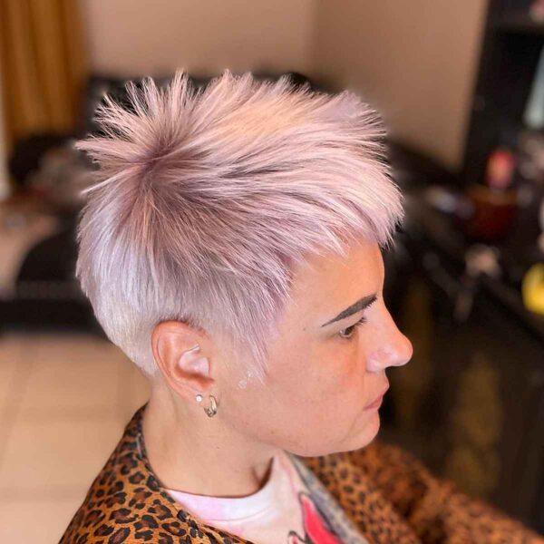 25 Spiky Pixie Cuts for a Bold, Yet Super Cute Look