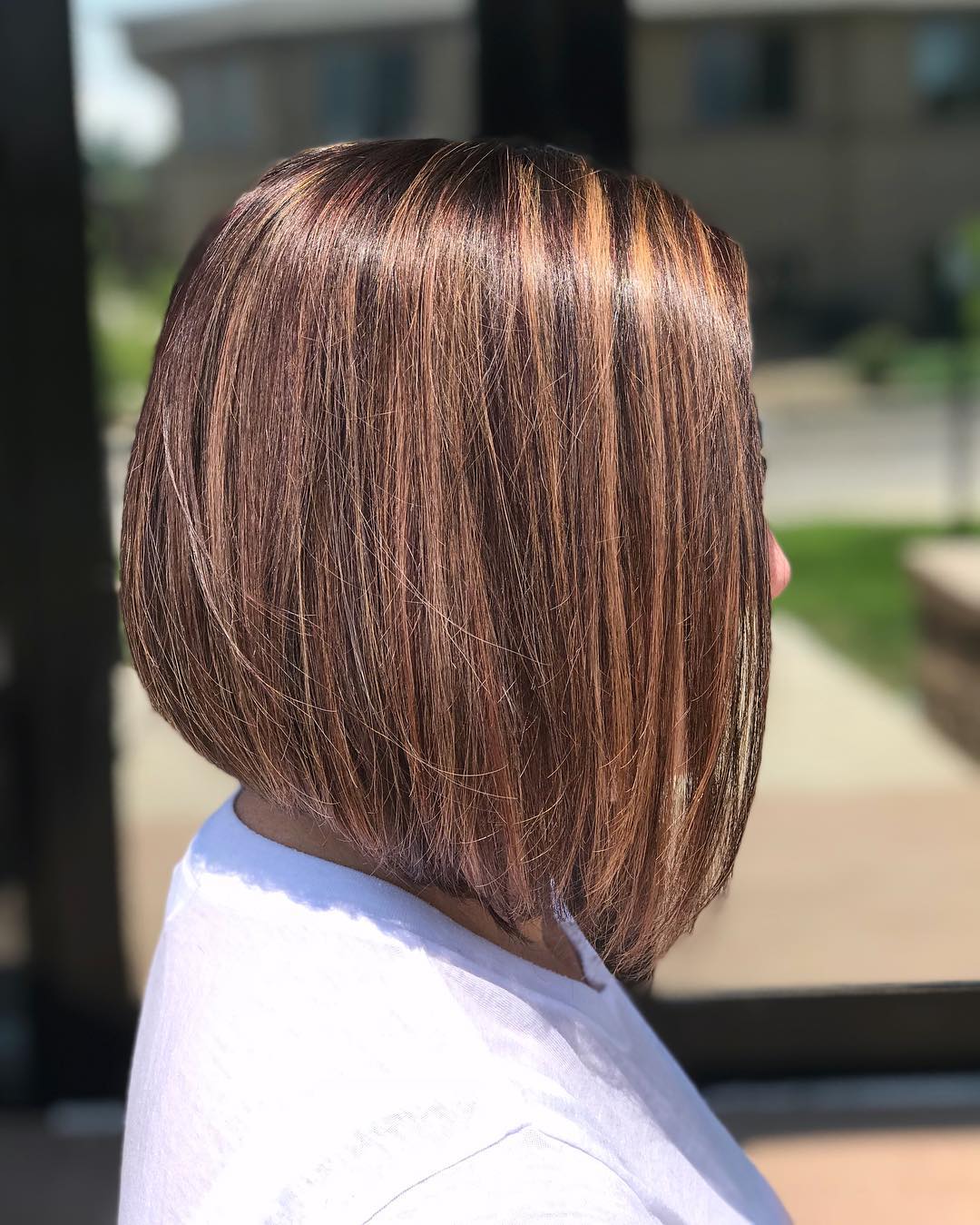 21 Trendiest Medium Layered Bob Haircuts for Shoulder-Length Hair