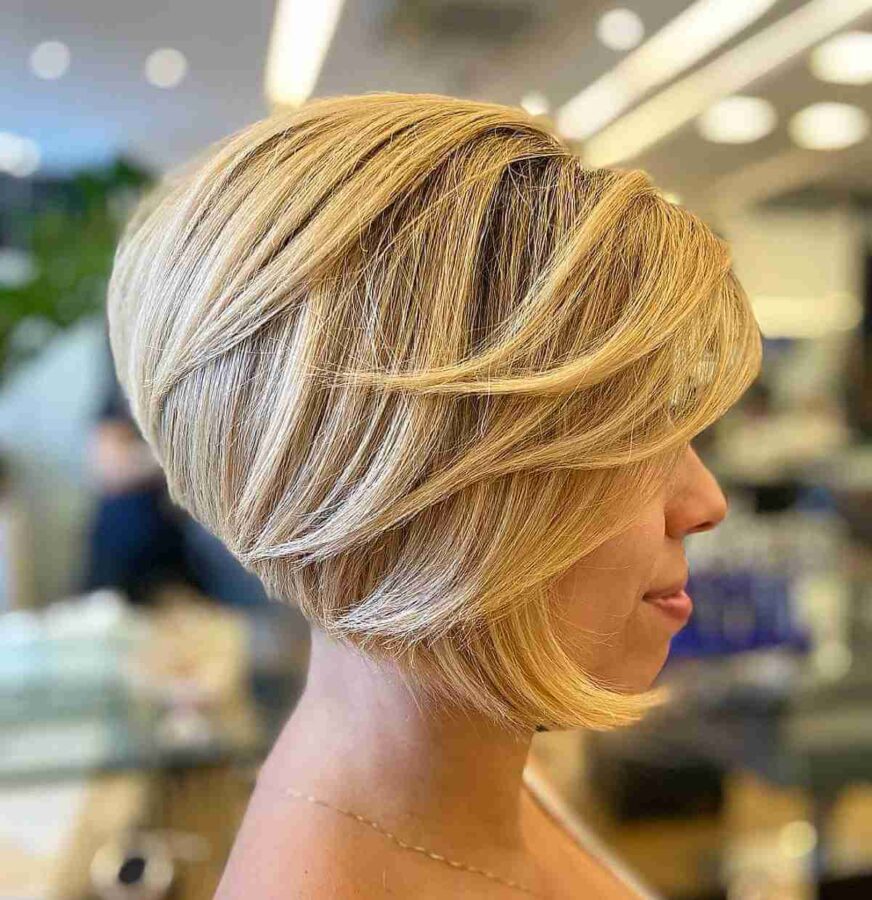 31 Cutest Short A-Line Bob Haircuts Women Are Getting